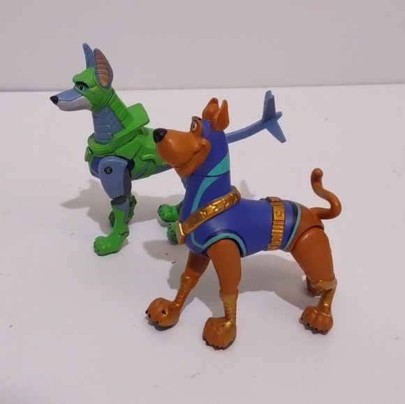 Scooby-Doo! | Toys | 2 Scooby Doo Movie Dynomutt Action Figures Kids ...